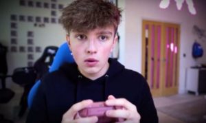 Morgz Net Worth 2024 - YouTuber's Age, Girlfriend, Family & Bio - Trump ...