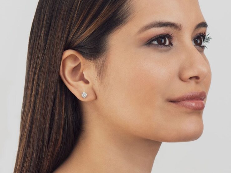 How to Style Diamond Earrings: Enhance Everyday and Formal Looks ...